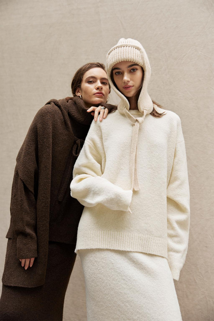 ALEXIA STAM – ALEXIA STAM [アリシアスタン] オフィシャルウェブサイト。新作バンドゥ水着から期間限定SALEなど。